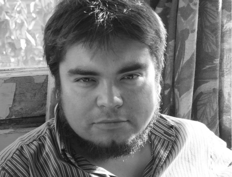 Claudio Pérez Llaiquel: "Nunca he disociado la poesía de mi proceso ...