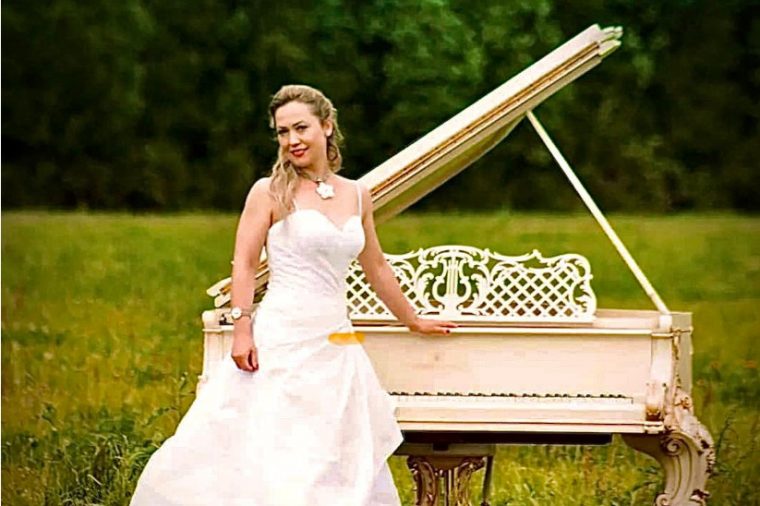 Valses de la Belle Époque con Victoria Foust - UC Radio Beethoven