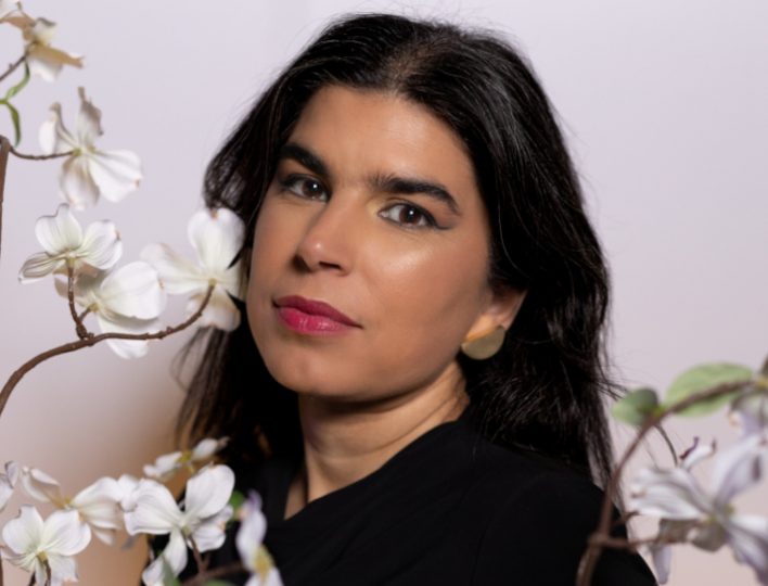Esperanza Restucci: "Es bien emocionante para mí cantar los poemas de ...